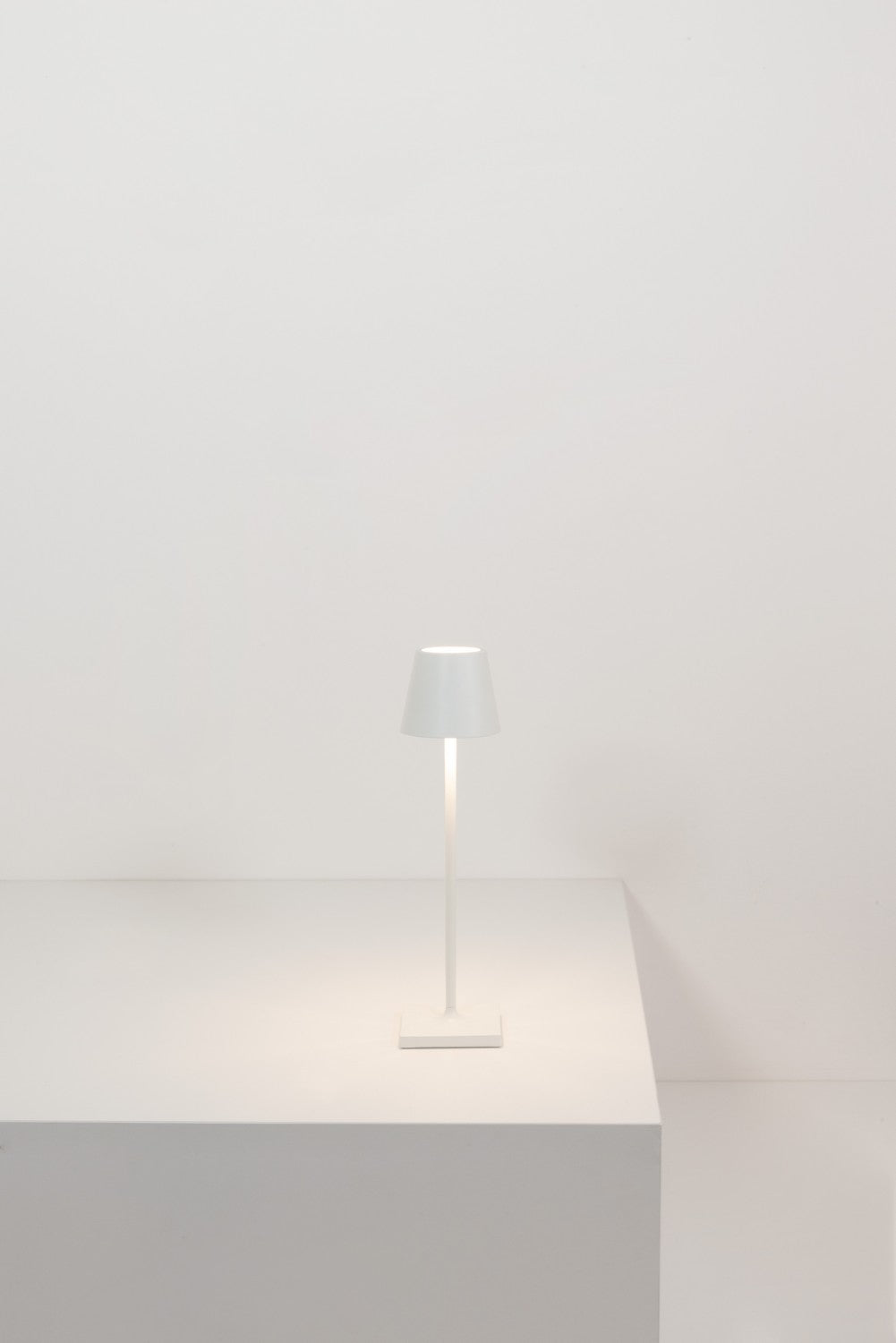 Poldina Pro Micro Rechargeable Table Lamp - LD0490G3 by Zafferano from ...