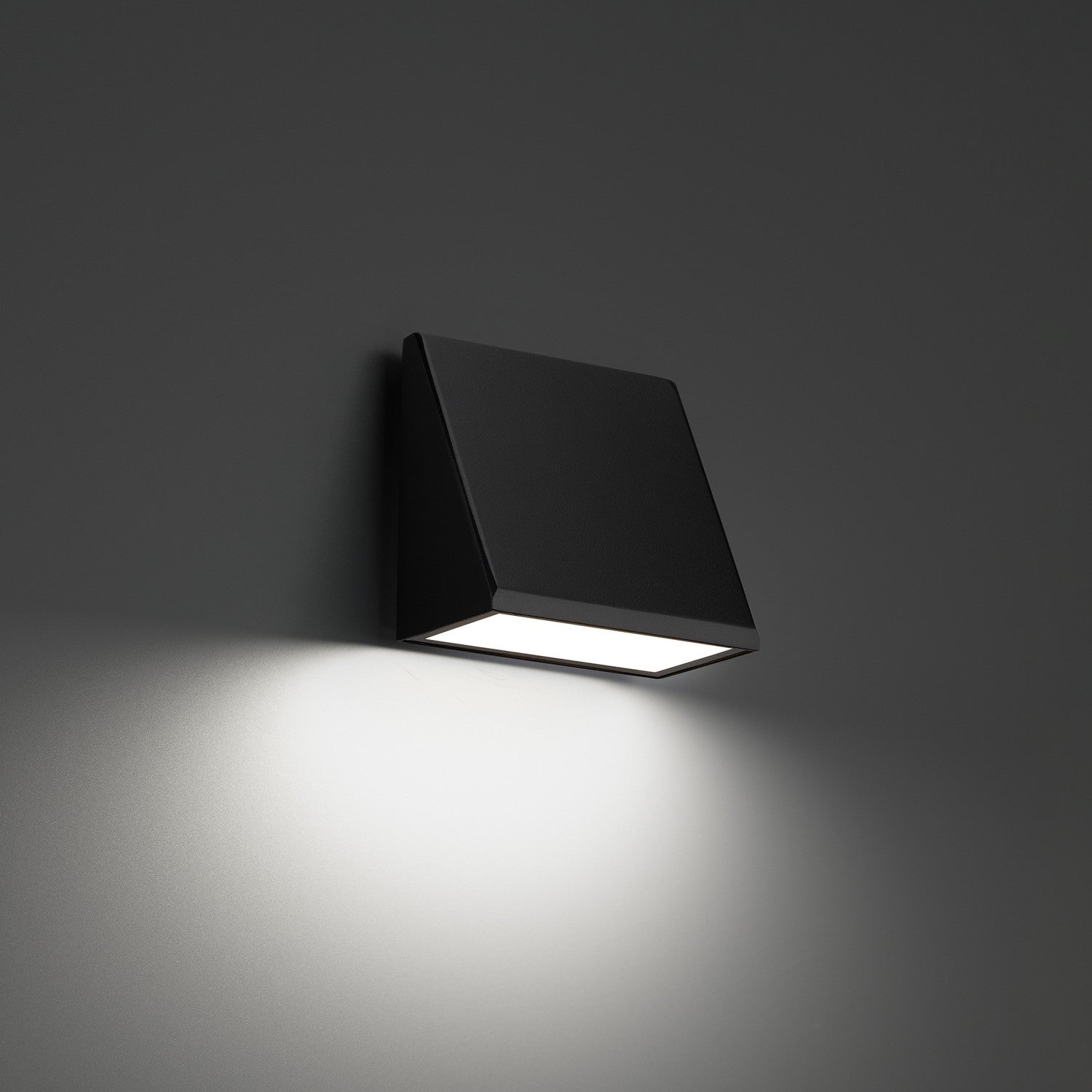 Flue Color Select Outdoor Wall Light | Modern Forms – Cleveland Lighting